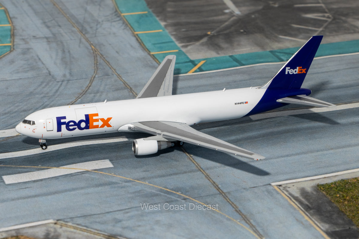 February 2025 Release Gemini Jets FedEx Boeing 767-300ERF “Revised Liv ...