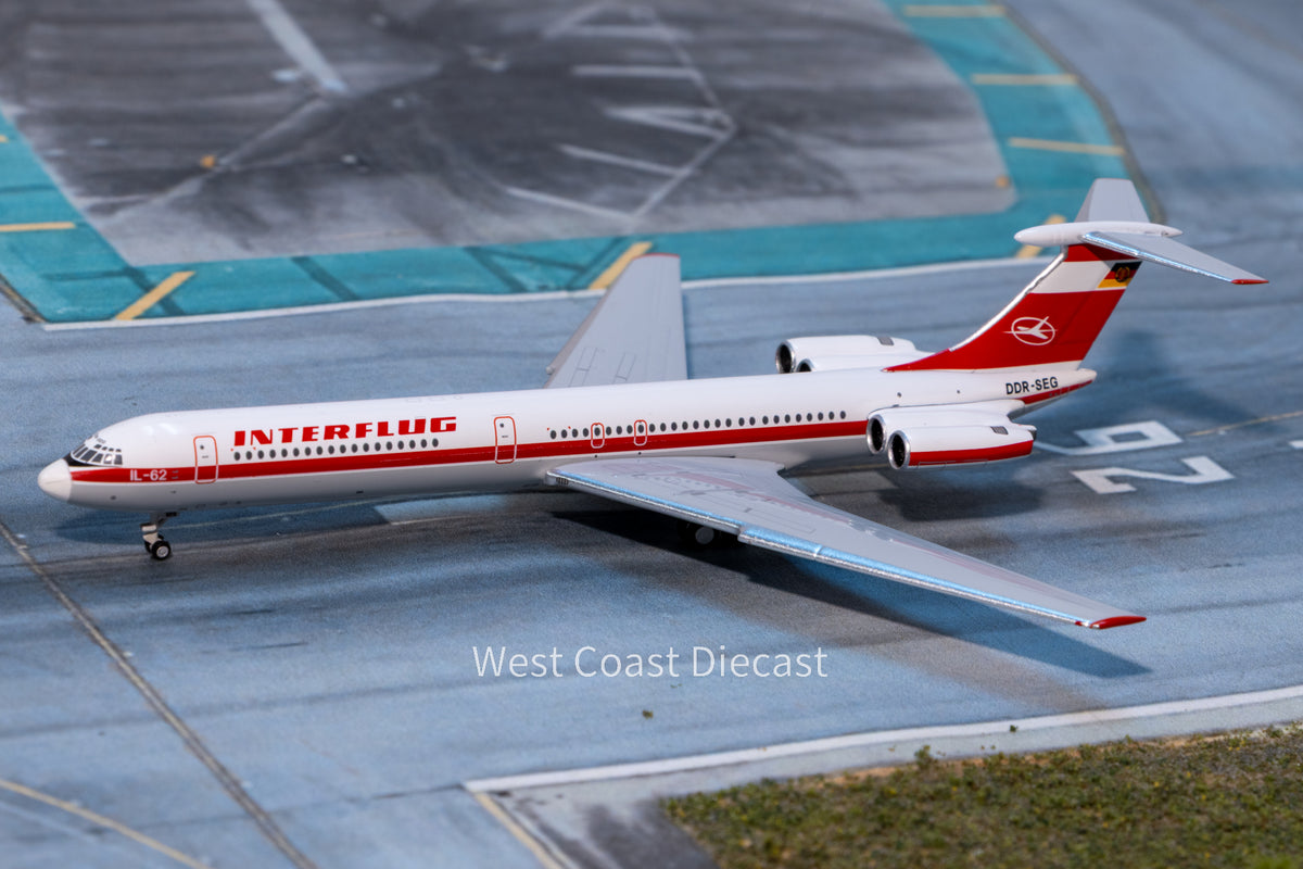 November 2025 Release Phoenix Models Interflug IL-62 DDR-SEG – West ...