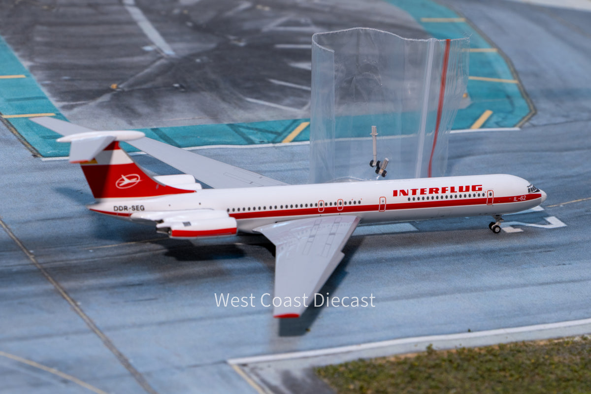 November 2025 Release Phoenix Models Interflug IL-62 DDR-SEG – West ...