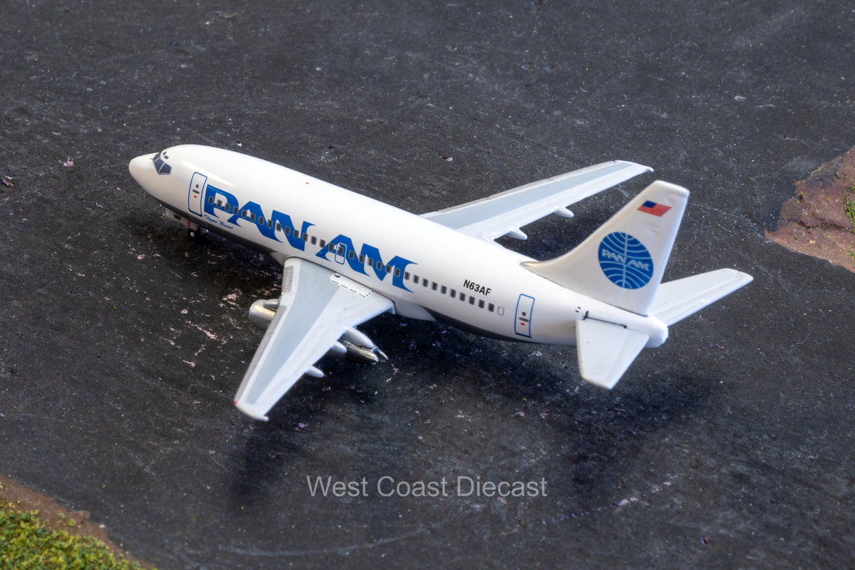 Aeroclassics Pan Am Boeing 737-200 N63AF – West Coast Diecast LTD