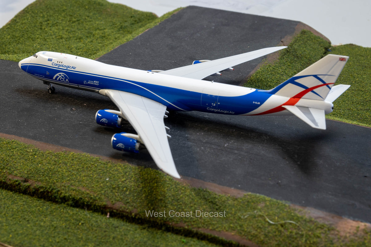 Phoenix Models CargoLogic Air Boeing 747-8F G-CLAB – West Coast Diecast LTD